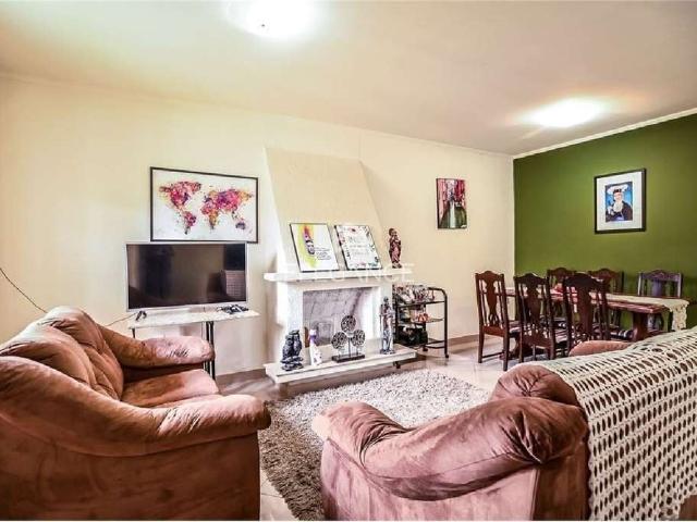 Casa / Sobrado para Venda em Porto Alegre/RS Jardim Itu Sabará 4 Quartos