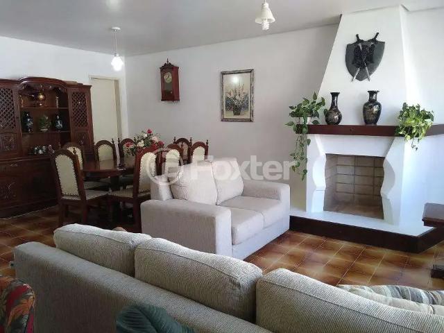 Casa / Sobrado para Venda em Porto Alegre/RS Jardim Sabará 4 Quartos