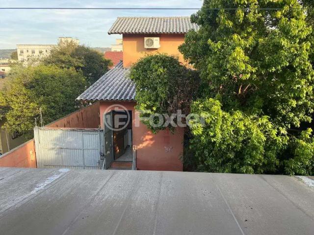 Casa / Sobrado para Venda em Porto Alegre/RS Jardim Itu 5 Quartos