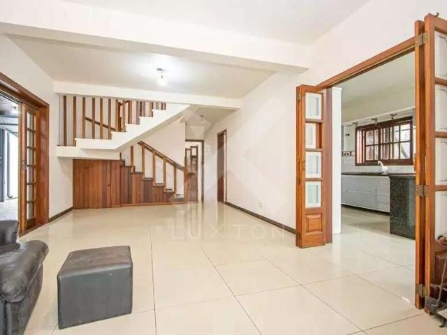 Casa / Sobrado para Venda em Porto Alegre/RS Jardim Itu Sabará 5 Quartos