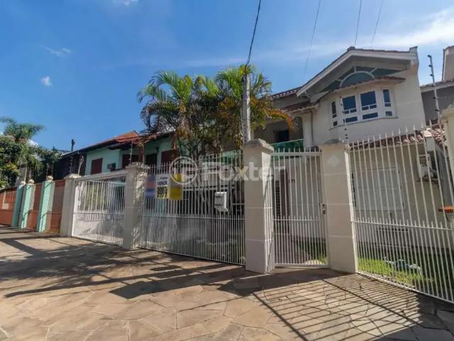 Casa / Sobrado para Venda em Porto Alegre/RS Jardim Itu Sabará 5 Quartos