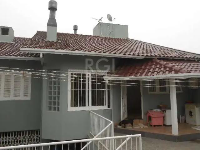 Casa / Sobrado para Venda em Porto Alegre/RS Jardim Itu Sabará 5 Quartos