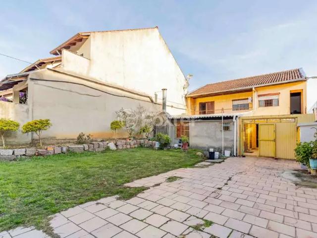 Casa / Sobrado para Venda em Porto Alegre/RS Jardim Itu Sabará 5 Quartos