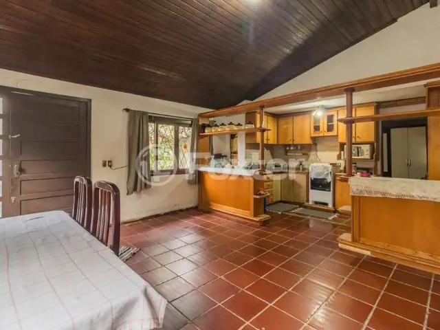 Casa / Sobrado para Venda em Porto Alegre/RS Jardim Itu Sabará 5 Quartos