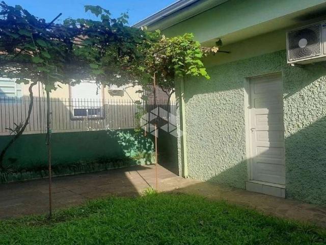 Casa / Sobrado para Venda em Porto Alegre/RS Jardim Itu Sabará 7 Quartos