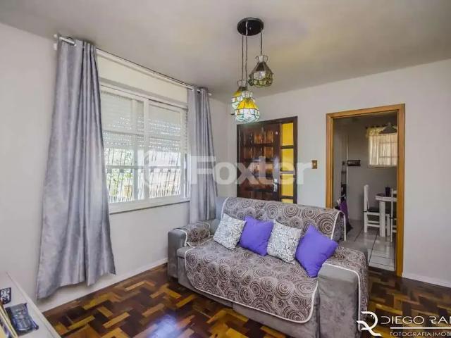 Casa / Sobrado para Venda em Porto Alegre/RS Jardim Itu Sabará 2 Quartos