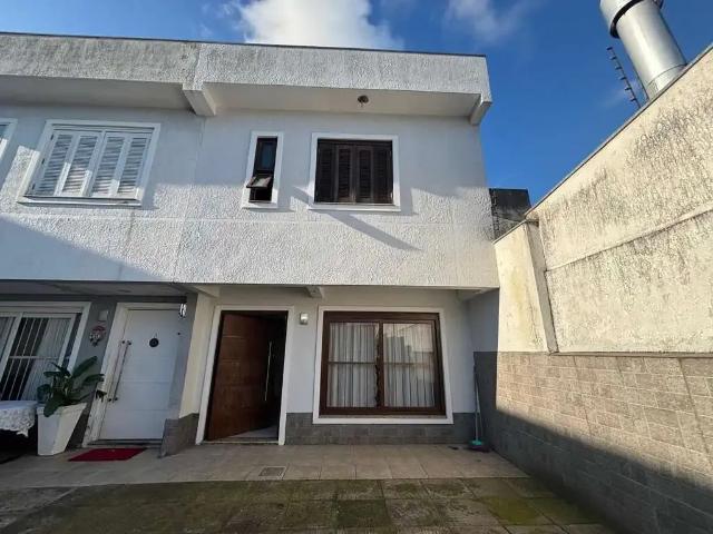 Casa / Sobrado para Venda em Porto Alegre/RS Jardim Itu Sabará 2 Quartos