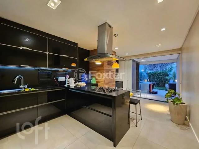 Casa / Sobrado para Venda em Porto Alegre/RS Jardim Itu 3 Quartos