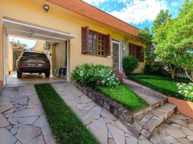 Casa / Sobrado para Venda em Porto Alegre/RS Jardim Itu Sabará 3 Quartos