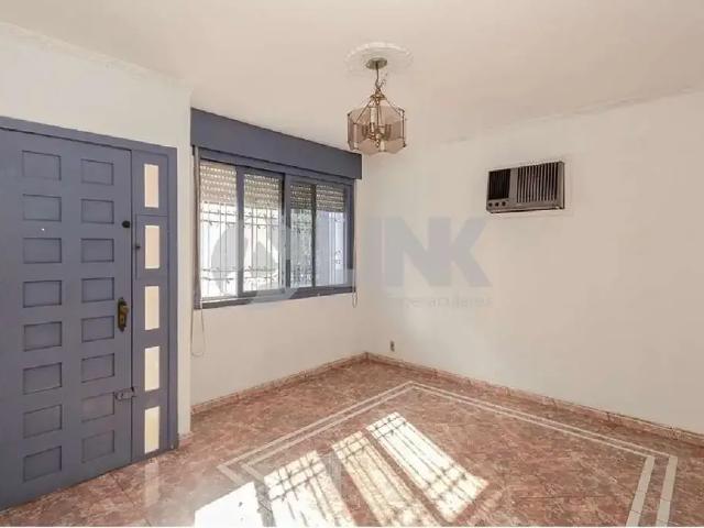 Casa / Sobrado para Venda em Porto Alegre/RS Jardim Itu Sabará 3 Quartos