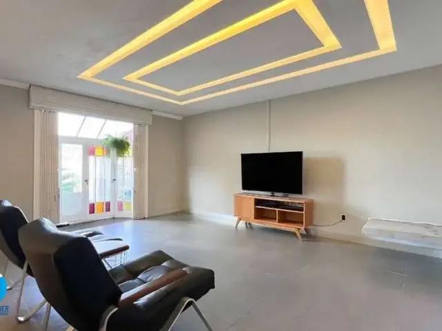 Casa / Sobrado para Venda em Porto Alegre/RS Jardim Itu Sabará 3 Quartos