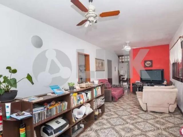 Casa / Sobrado para Venda em Porto Alegre/RS Jardim Itu Sabará 3 Quartos