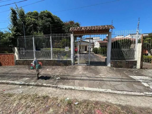 Casa / Sobrado para Venda em Porto Alegre/RS Jardim Itu Sabará 3 Quartos
