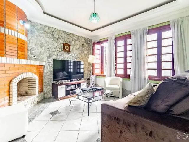 Casa / Sobrado para Venda em Porto Alegre/RS Jardim Itu Sabará 3 Quartos