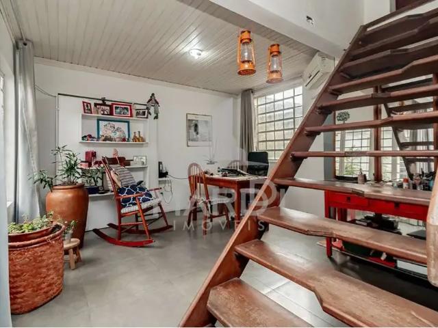 Casa / Sobrado para Venda em Porto Alegre/RS Jardim Itu Sabará 3 Quartos