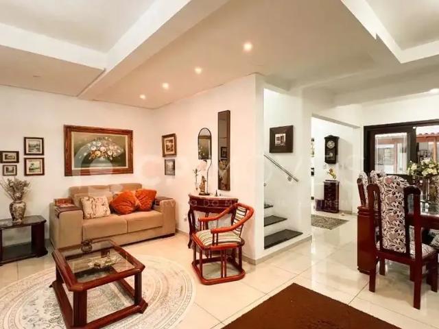 Casa / Sobrado para Venda em Porto Alegre/RS Jardim Itu Sabará 3 Quartos