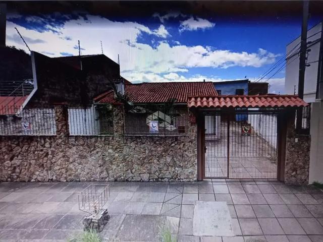 Casa / Sobrado para Venda em Porto Alegre/RS Jardim Itu 3 Quartos