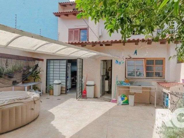 Casa / Sobrado para Venda em Porto Alegre/RS Jardim Itu Sabará 3 Quartos