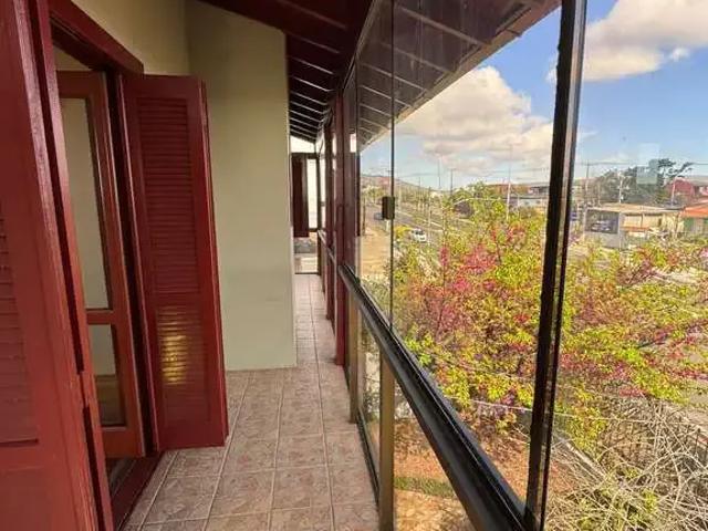 Casa / Sobrado para Venda em Porto Alegre/RS Jardim Leopoldina 4 Quartos
