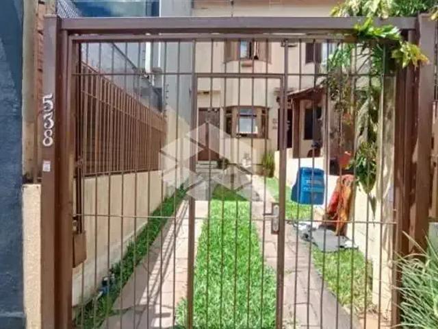Casa / Sobrado para Venda em Porto Alegre/RS Jardim Leopoldina 2 Quartos
