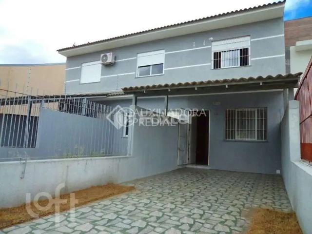 Casa / Sobrado para Venda em Porto Alegre/RS Jardim Leopoldina 2 Quartos