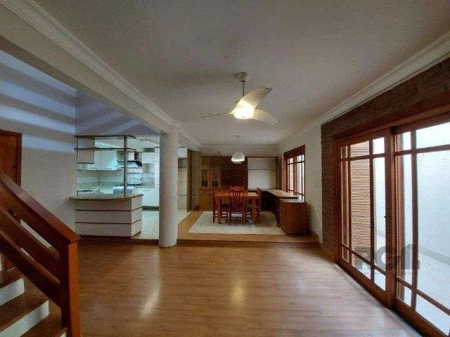 Casa / Sobrado para Venda em Porto Alegre/RS Jardim Leopoldina 2 Quartos