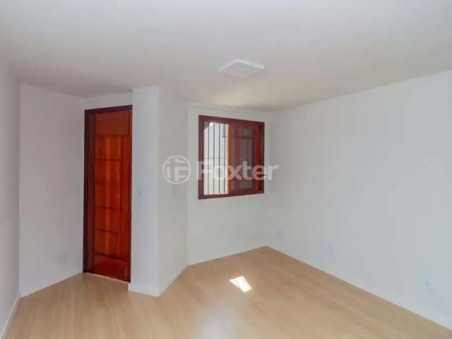 Casa / Sobrado para Venda em Porto Alegre/RS Jardim Leopoldina 3 Quartos