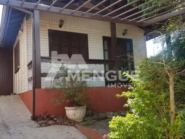 Casa / Sobrado para Venda em Porto Alegre/RS Jardim Leopoldina 3 Quartos