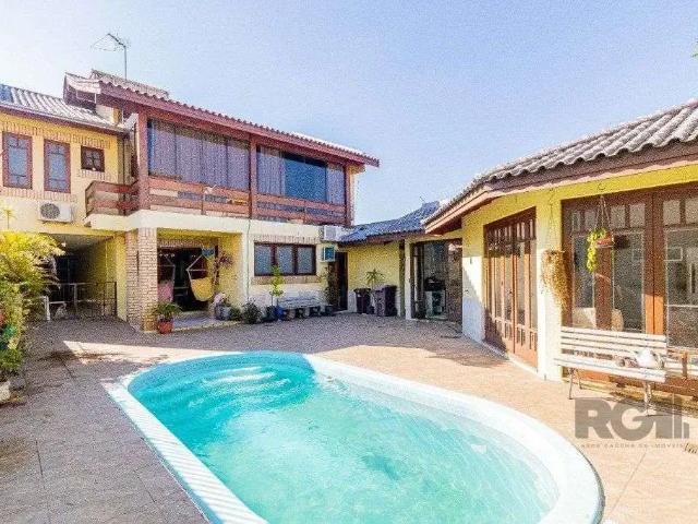 Casa / Sobrado para Venda em Porto Alegre/RS Jardim Lindóia 4 Quartos