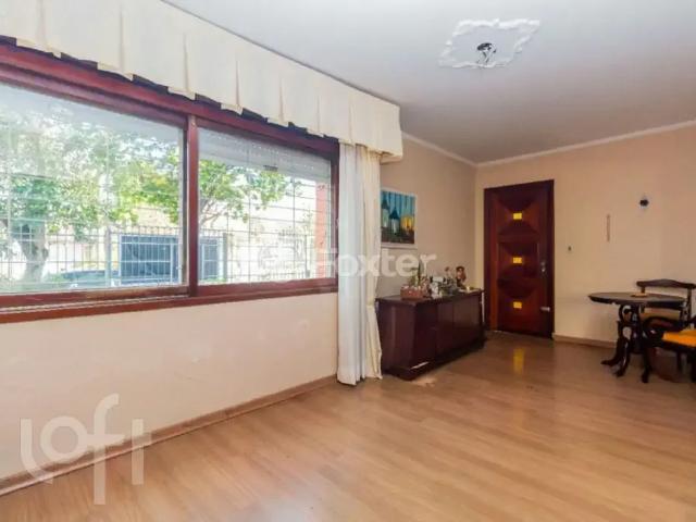 Casa / Sobrado para Venda em Porto Alegre/RS Jardim Lindóia 4 Quartos