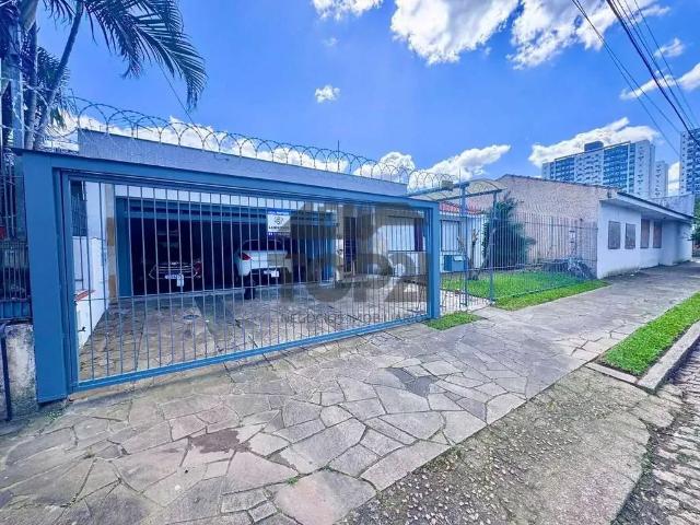 Casa / Sobrado para Venda em Porto Alegre/RS Jardim Lindóia 4 Quartos