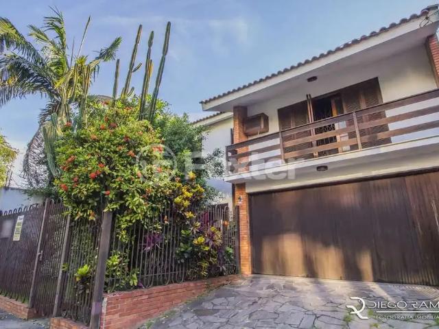 Casa / Sobrado para Venda em Porto Alegre/RS Jardim Lindóia 4 Quartos