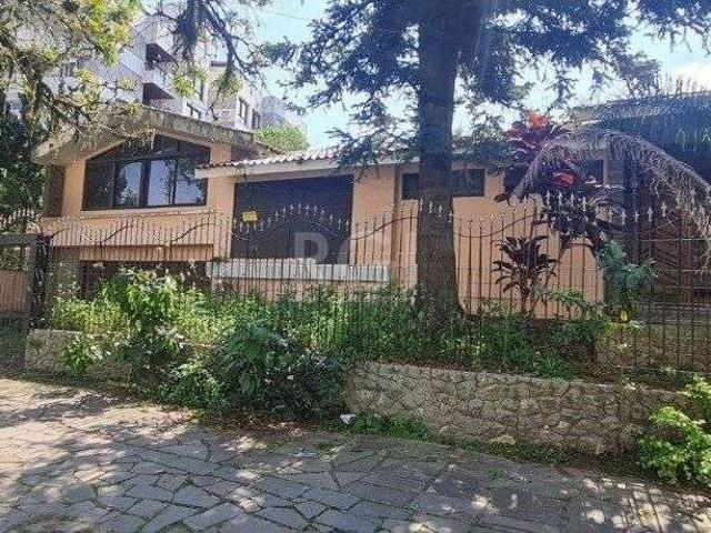 Casa / Sobrado para Venda em Porto Alegre/RS Jardim Lindóia 4 Quartos