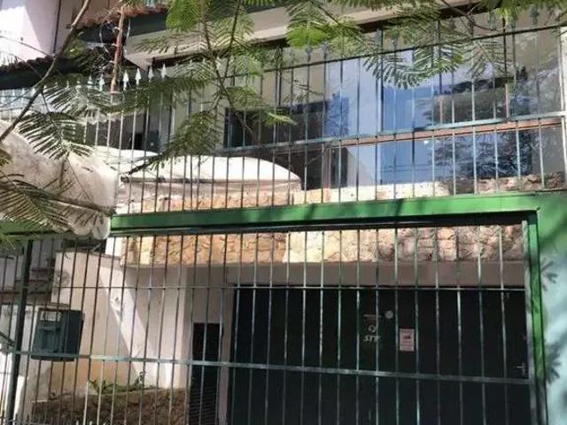 Casa / Sobrado para Venda em Porto Alegre/RS Jardim Lindóia 4 Quartos