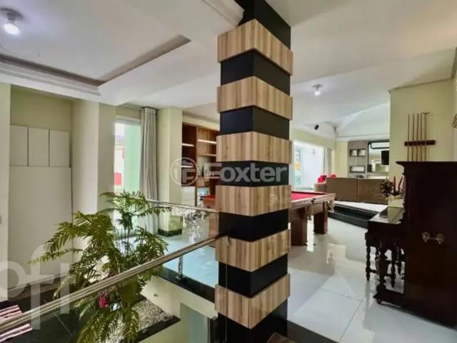 Casa / Sobrado para Venda em Porto Alegre/RS Jardim Lindóia 4 Quartos