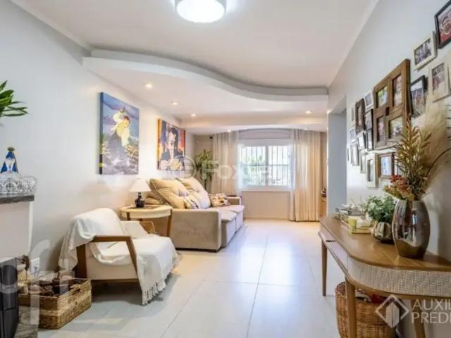 Casa / Sobrado para Venda em Porto Alegre/RS Jardim Lindóia 4 Quartos