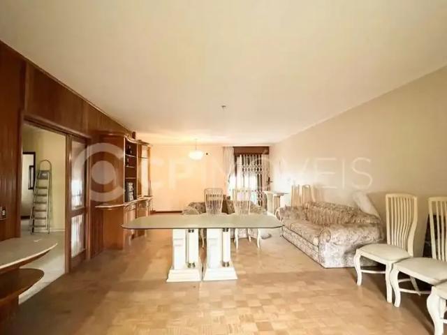 Casa / Sobrado para Venda em Porto Alegre/RS Jardim Lindóia 4 Quartos