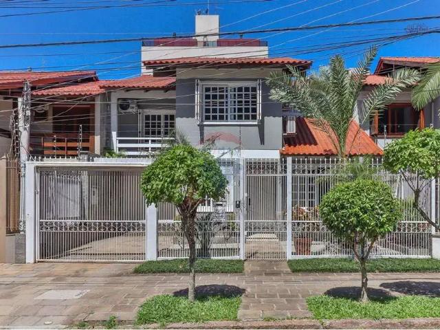 Casa / Sobrado para Venda em Porto Alegre/RS Jardim Lindóia 5 Quartos