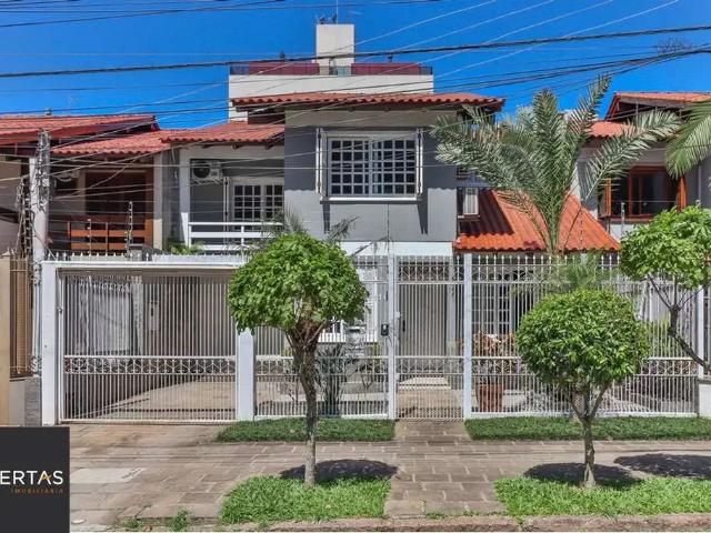 Casa / Sobrado para Venda em Porto Alegre/RS Jardim Lindóia 5 Quartos
