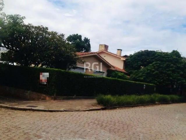 Casa / Sobrado para Venda em Porto Alegre/RS Jardim Lindóia 8 Quartos