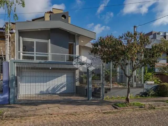 Casa / Sobrado para Venda em Porto Alegre/RS Jardim Lindóia 3 Quartos