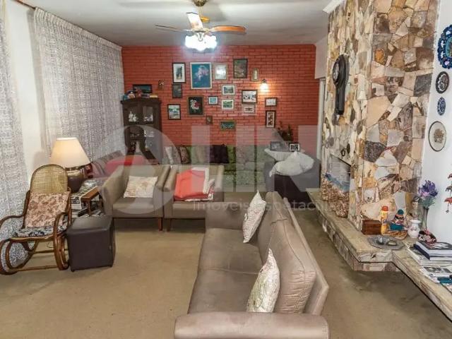 Casa / Sobrado para Venda em Porto Alegre/RS Jardim Lindóia 3 Quartos