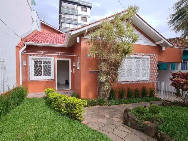 Casa / Sobrado para Venda em Porto Alegre/RS Jardim Lindóia 3 Quartos