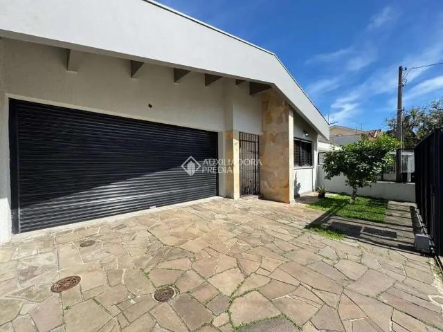 Casa / Sobrado para Venda em Porto Alegre/RS Jardim Lindóia 3 Quartos