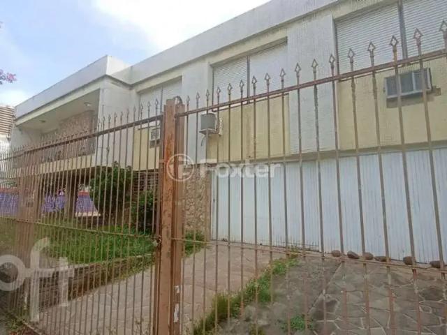 Casa / Sobrado para Venda em Porto Alegre/RS Jardim Lindóia 3 Quartos