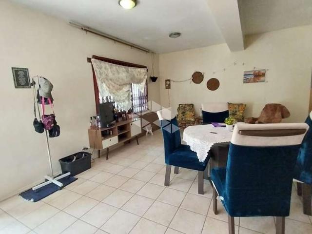 Casa / Sobrado para Venda em Porto Alegre/RS Jardim Lindóia 3 Quartos