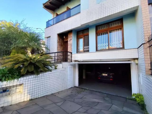 Casa / Sobrado para Venda em Porto Alegre/RS Jardim Lindóia 3 Quartos