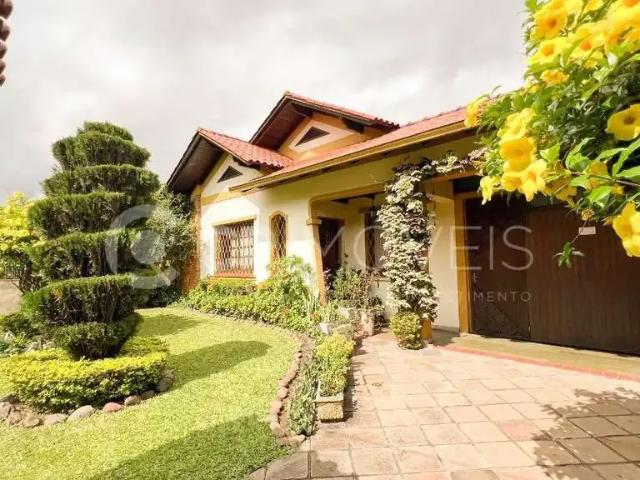 Casa / Sobrado para Venda em Porto Alegre/RS Jardim Lindóia 3 Quartos