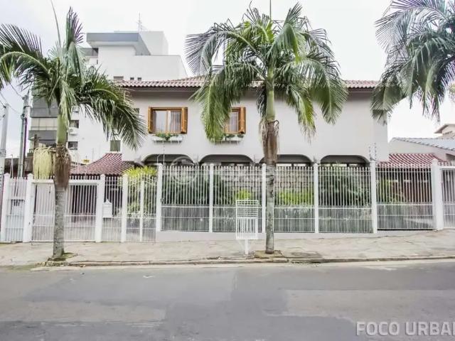 Casa / Sobrado para Venda em Porto Alegre/RS Jardim Lindóia 3 Quartos