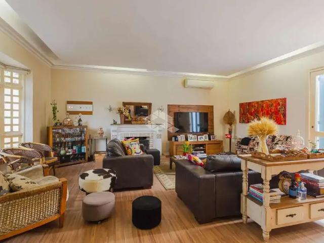 Casa / Sobrado para Venda em Porto Alegre/RS Jardim Lindóia 3 Quartos